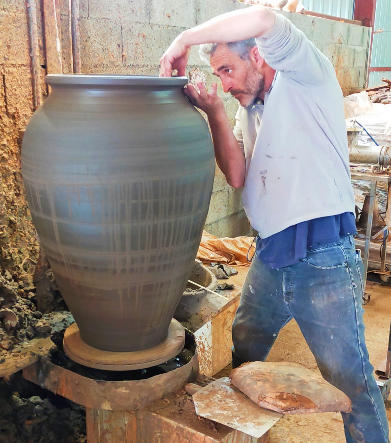 Poterie artisanale, Atelier de la Poterie Les Terres Ancienne